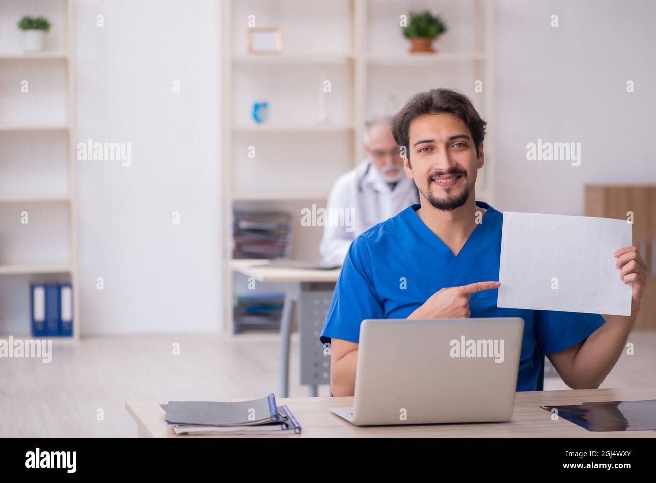 Old doctors paper hi-res stock photography and images - Alamy