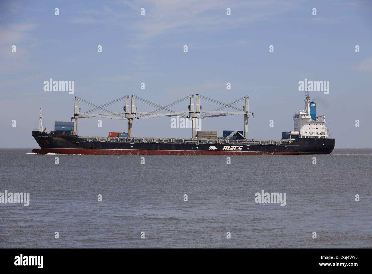 The cargo ship Blue Master II will pass Cuxhaven on June 14, 2021 on ...