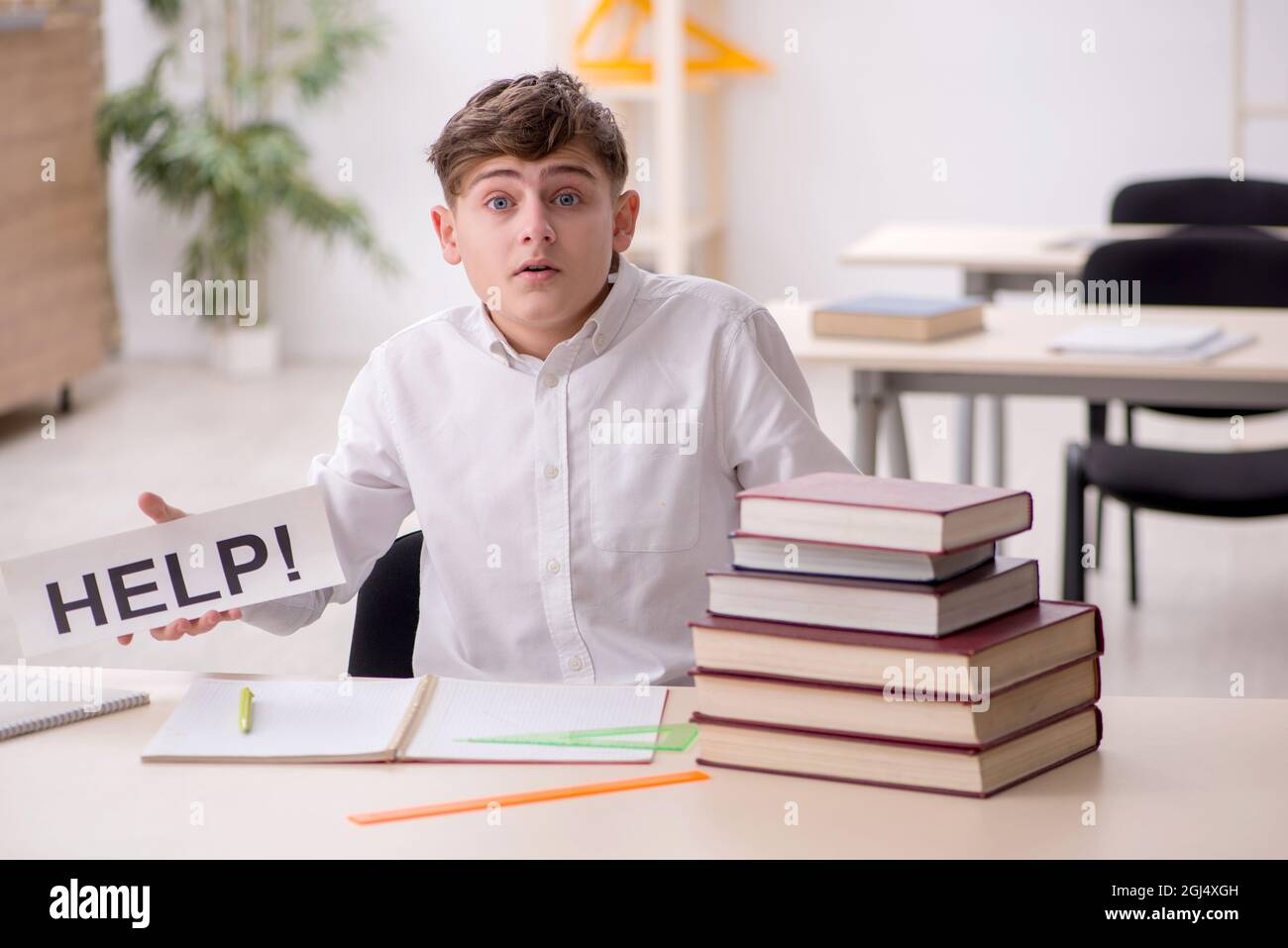 Desperate kid asking help hi-res stock photography and images - Alamy