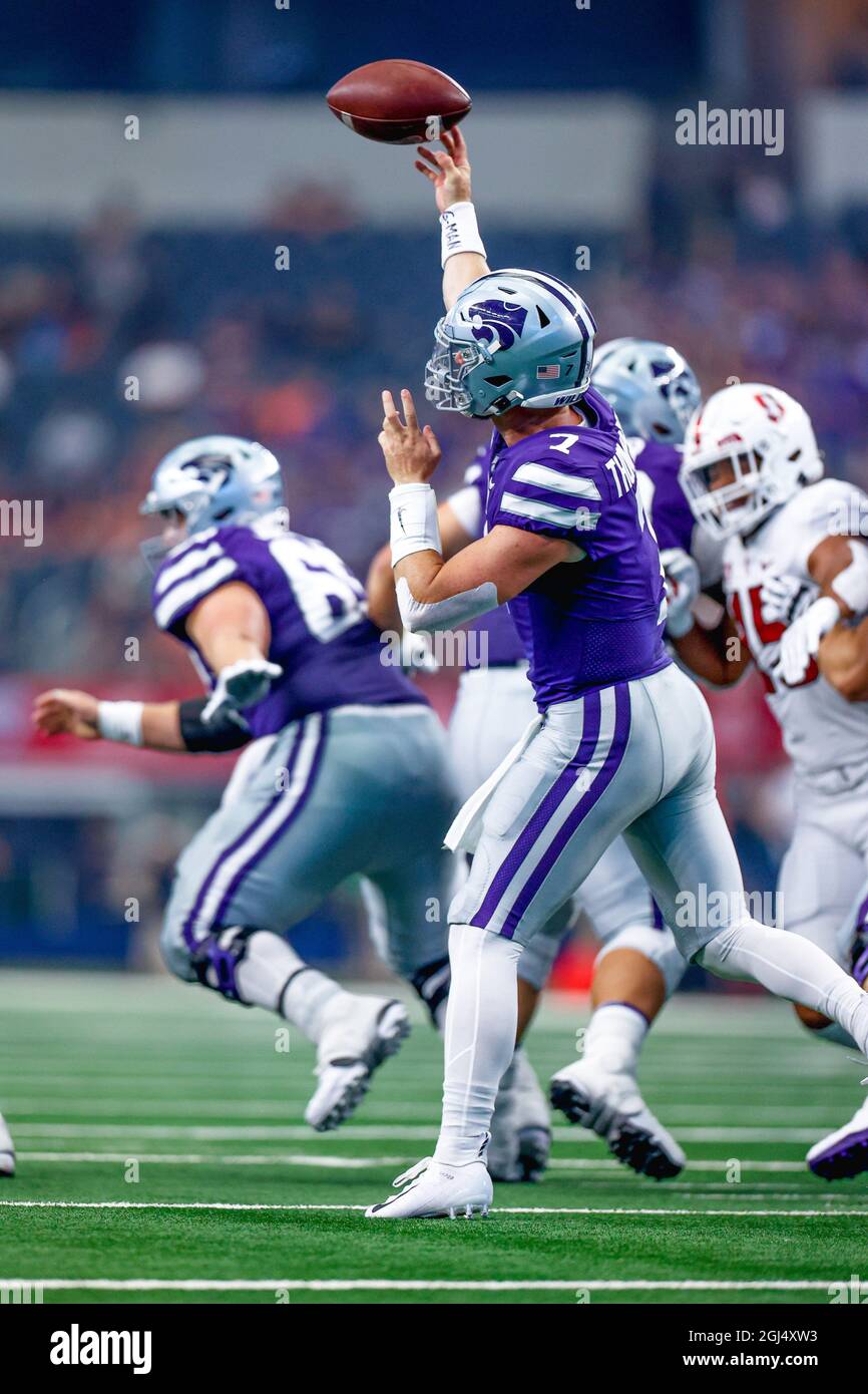 Texas quarterback football big 12 hi-res stock photography and images ...