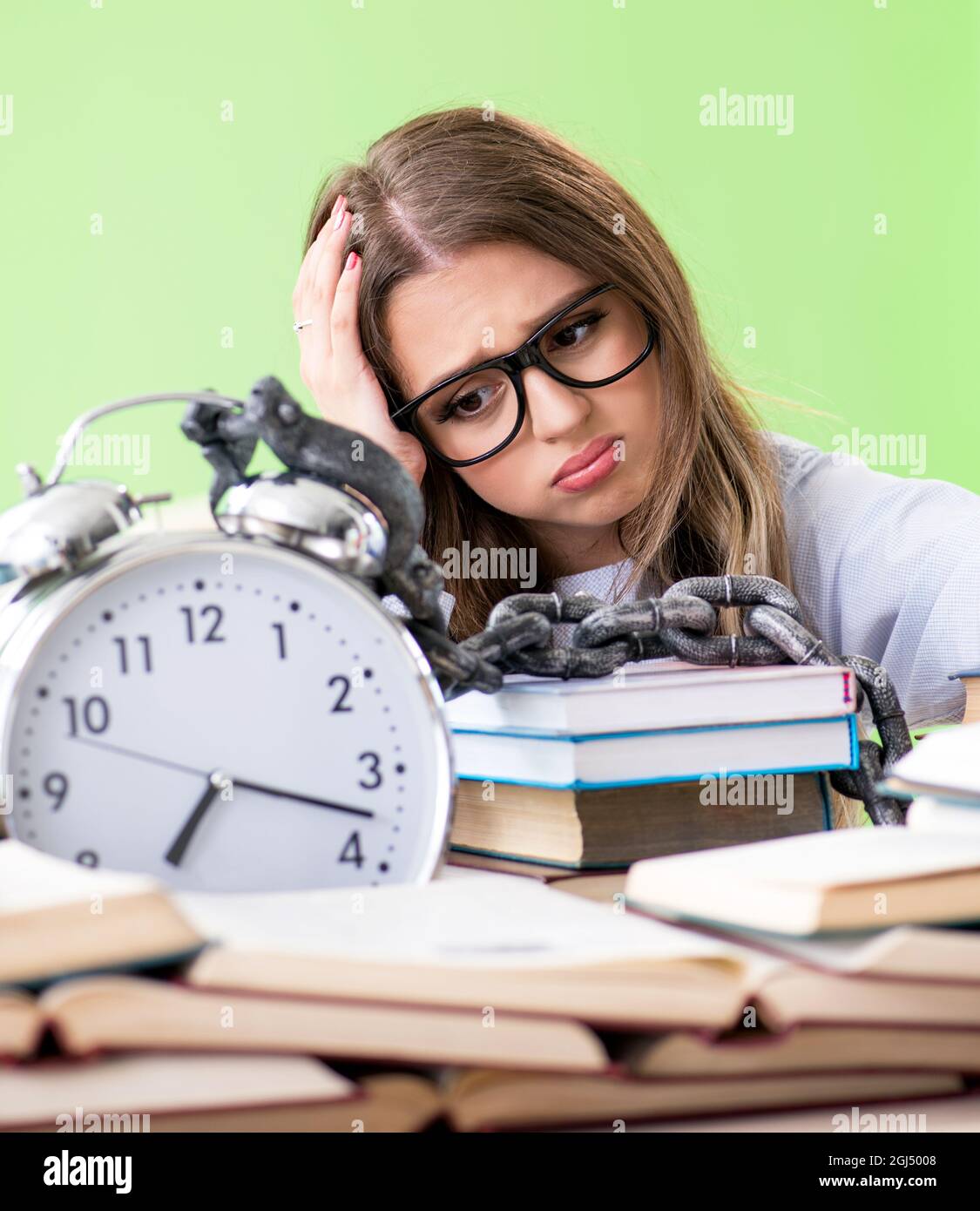 Revision study clock hi-res stock photography and images - Alamy