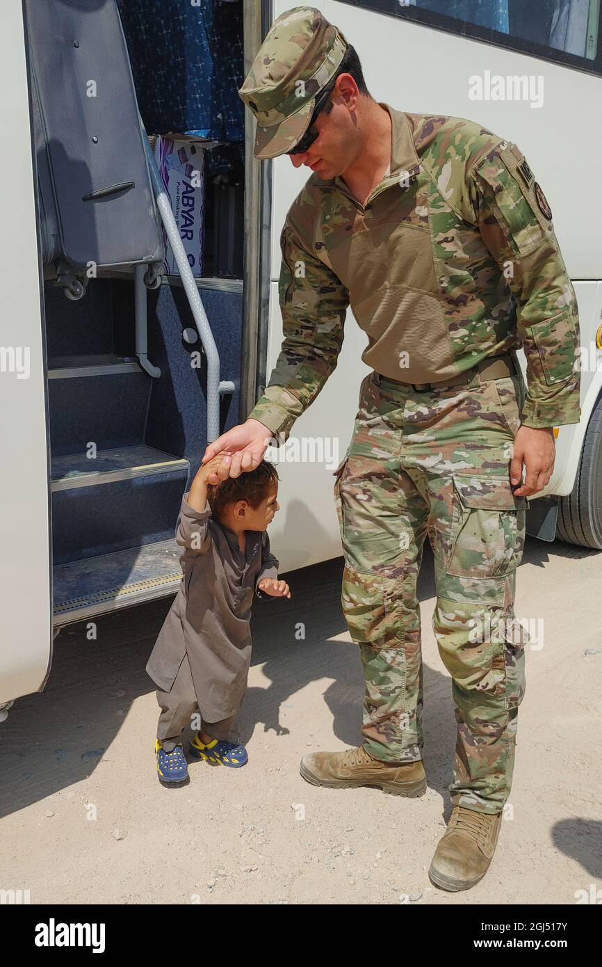 Soldiers with the 127th Military Police Company, 759th MP Battalion ...