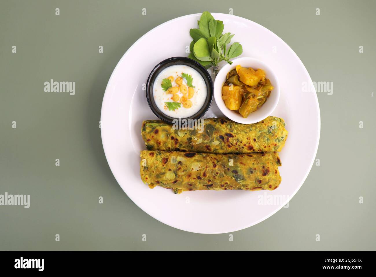 Gujarati Food Thepla