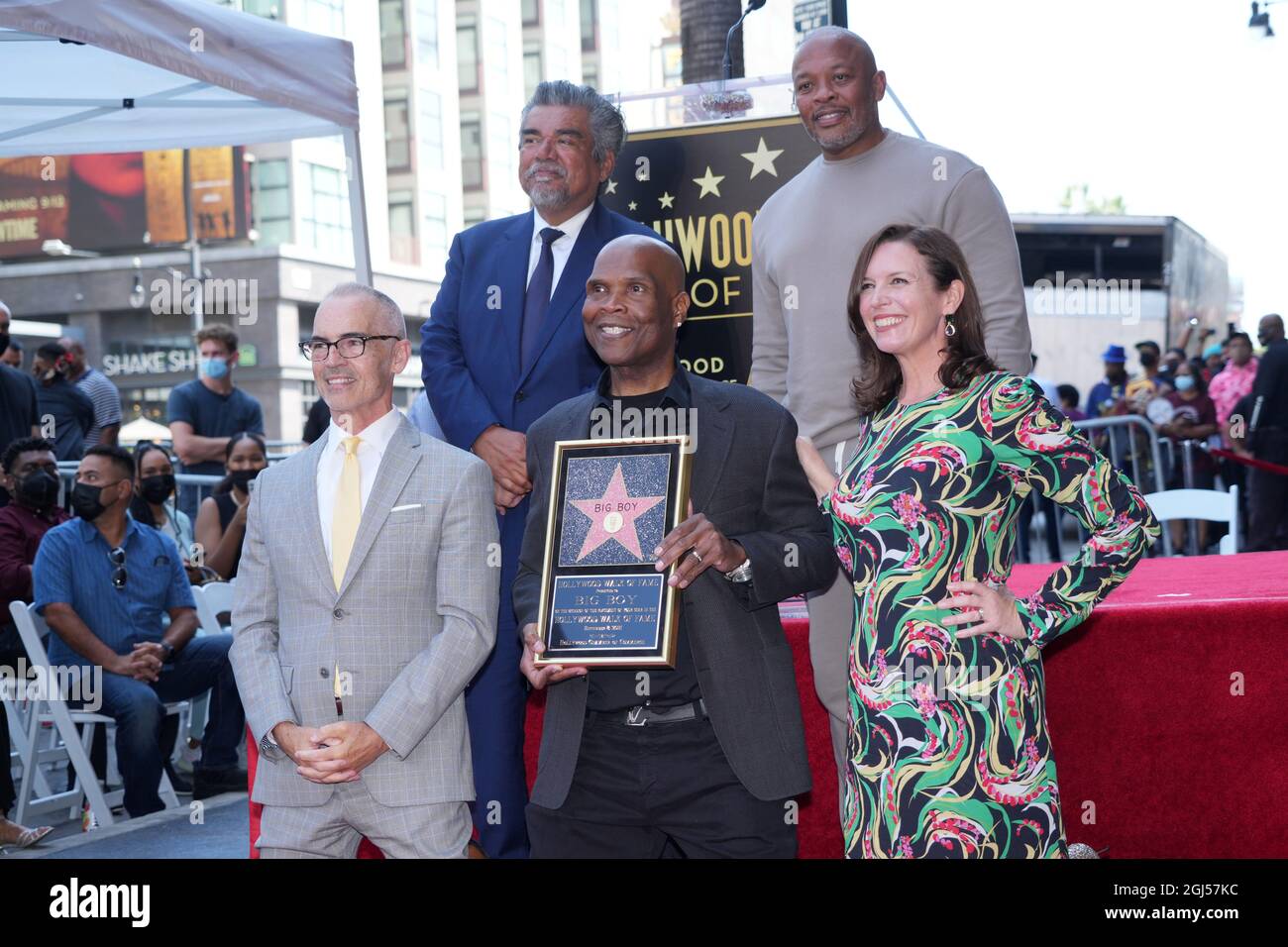 Premiere Radio Network High Resolution Stock Photography and Images - Alamy