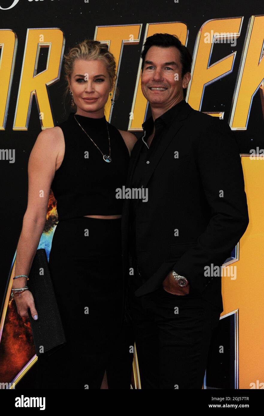 Los Angeles, CA. 8th Sep, 2021. Rebecca Romijn, Jerry O'Connell at ...