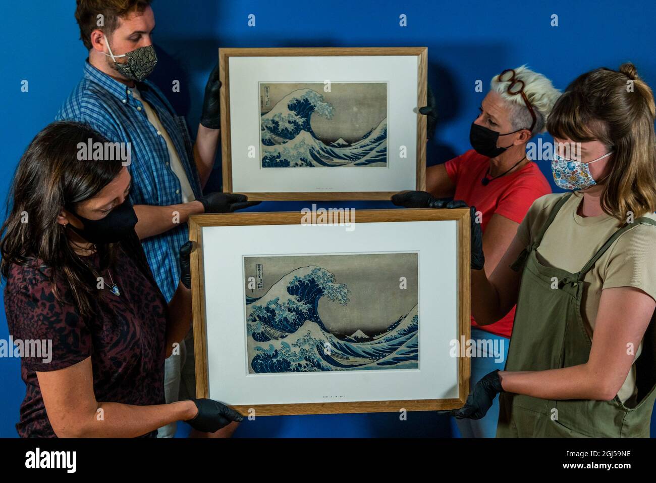 London, UK. 8th Sep, 2021. 2 versions of Katsushika Hokusai's most ...