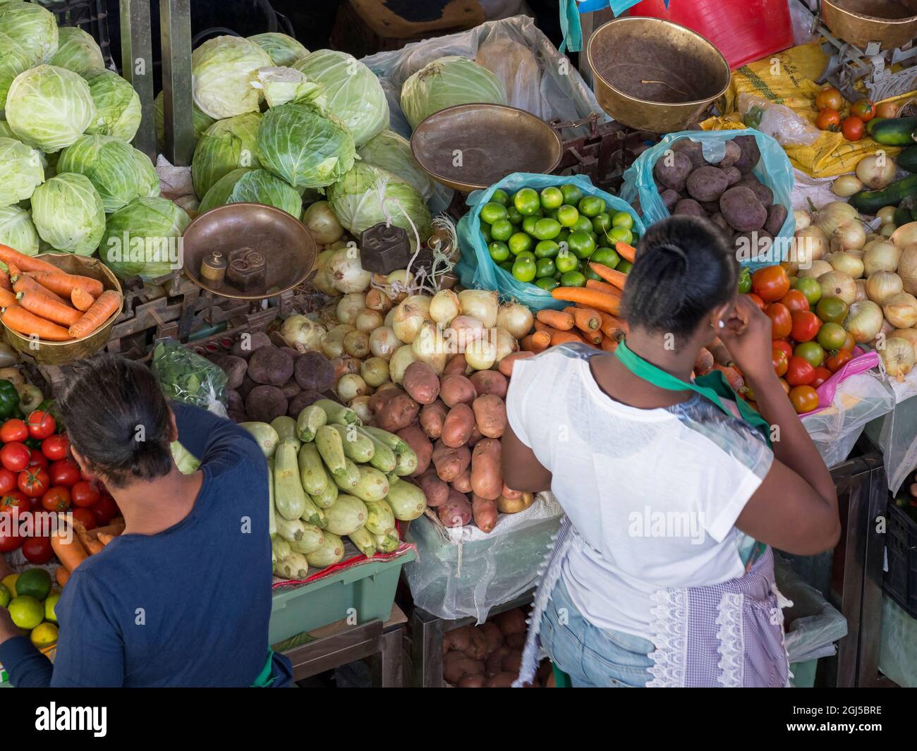 Mercado Municipal di Praia in Plato. The capital Praia on the Ilha de ...