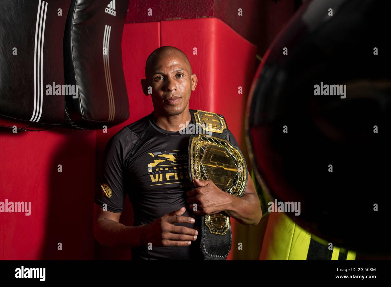 Mma belt hi-res stock photography and images - Alamy