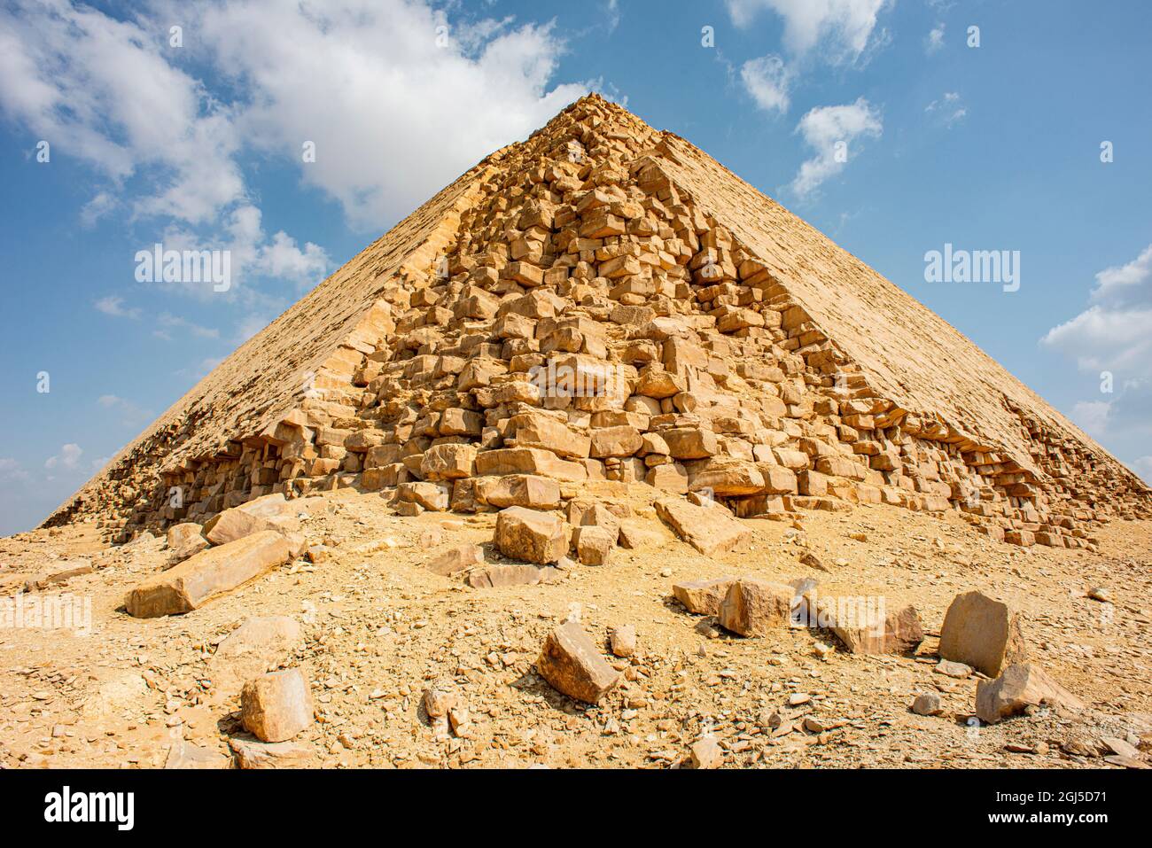Pyramid of dahshur river nile hi-res stock photography and images - Alamy