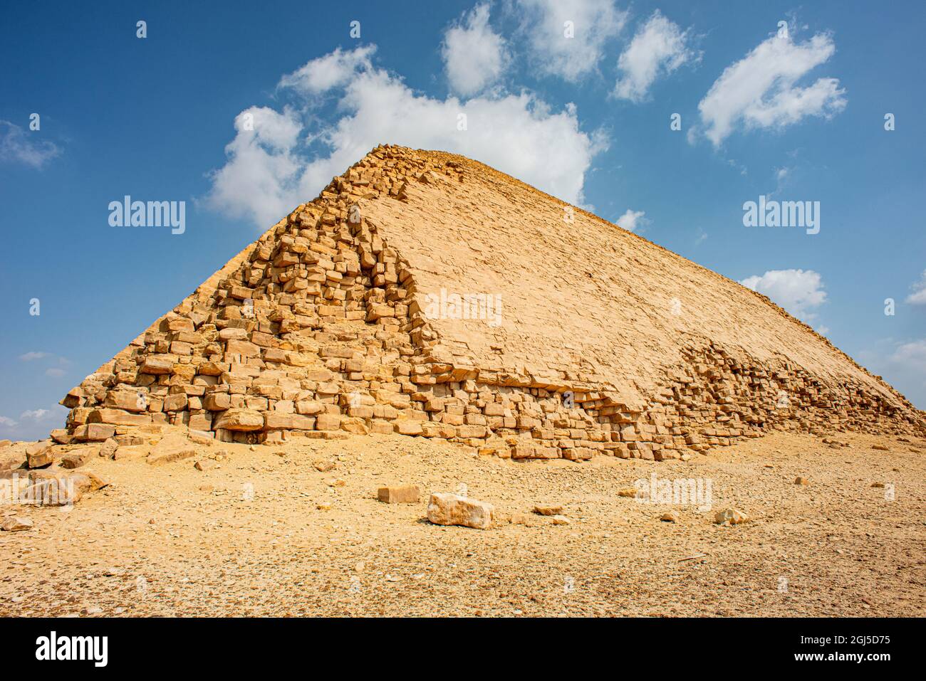 Pyramid of dahshur river nile hi-res stock photography and images - Alamy