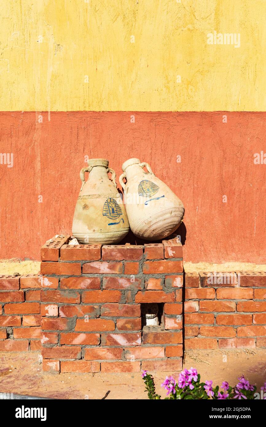 Pottery aswan hi-res stock photography and images - Alamy