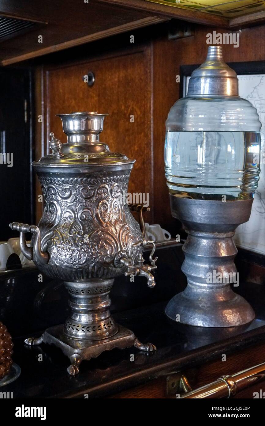 Antique water vessels, Egypt Stock Photo - Alamy