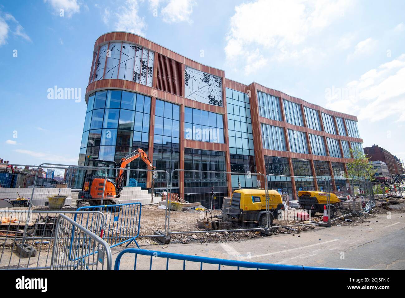 The new Broad Marsh Car Park in Nottingham City, Nottinghamshire ...