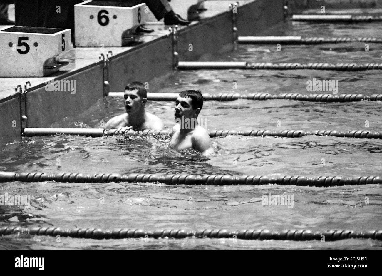 1964 olympic swimming hi-res stock photography and images - Alamy