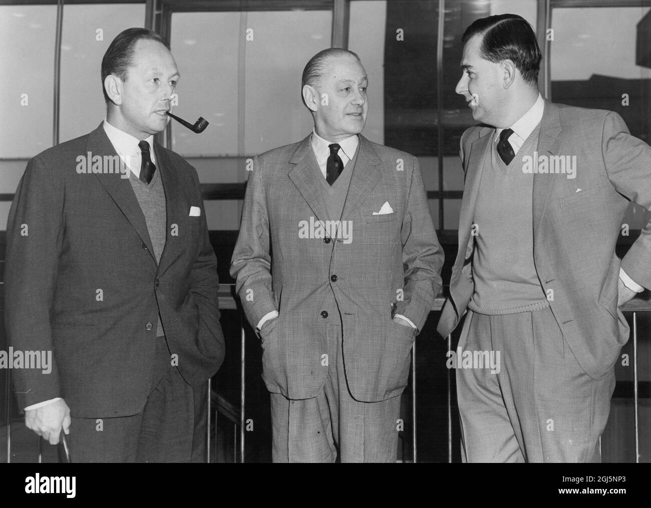 Left to right - Billy Griffith, 'Gubby' Allen and Colin Cowdrey Cricket ...