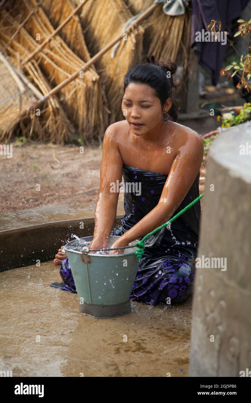 Bathing well hi-res stock photography and images - Alamy