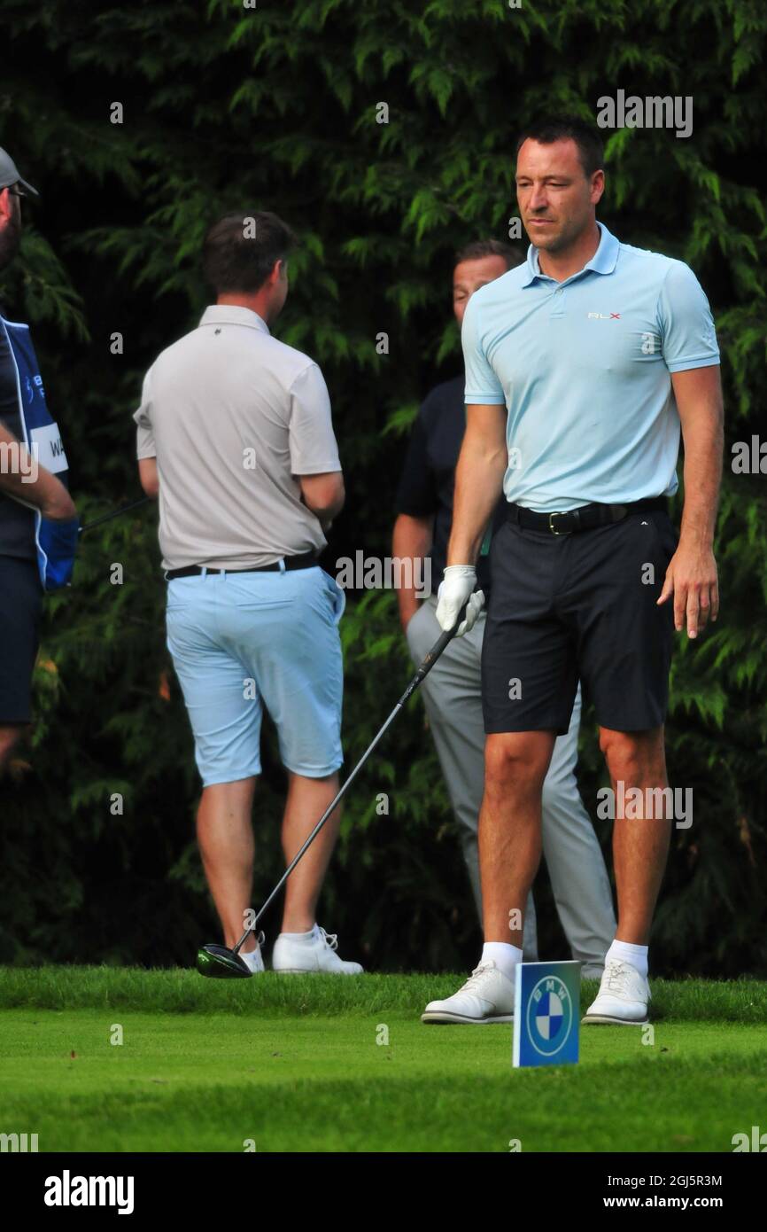 Ex Chelsea player John Terry playing golf Stock Photo - Alamy