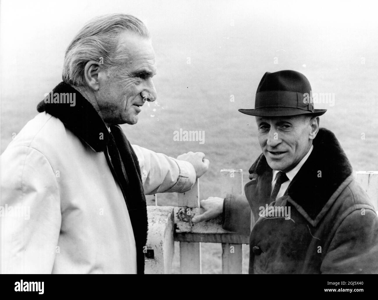 Scobie breasley jockey hi-res stock photography and images - Alamy