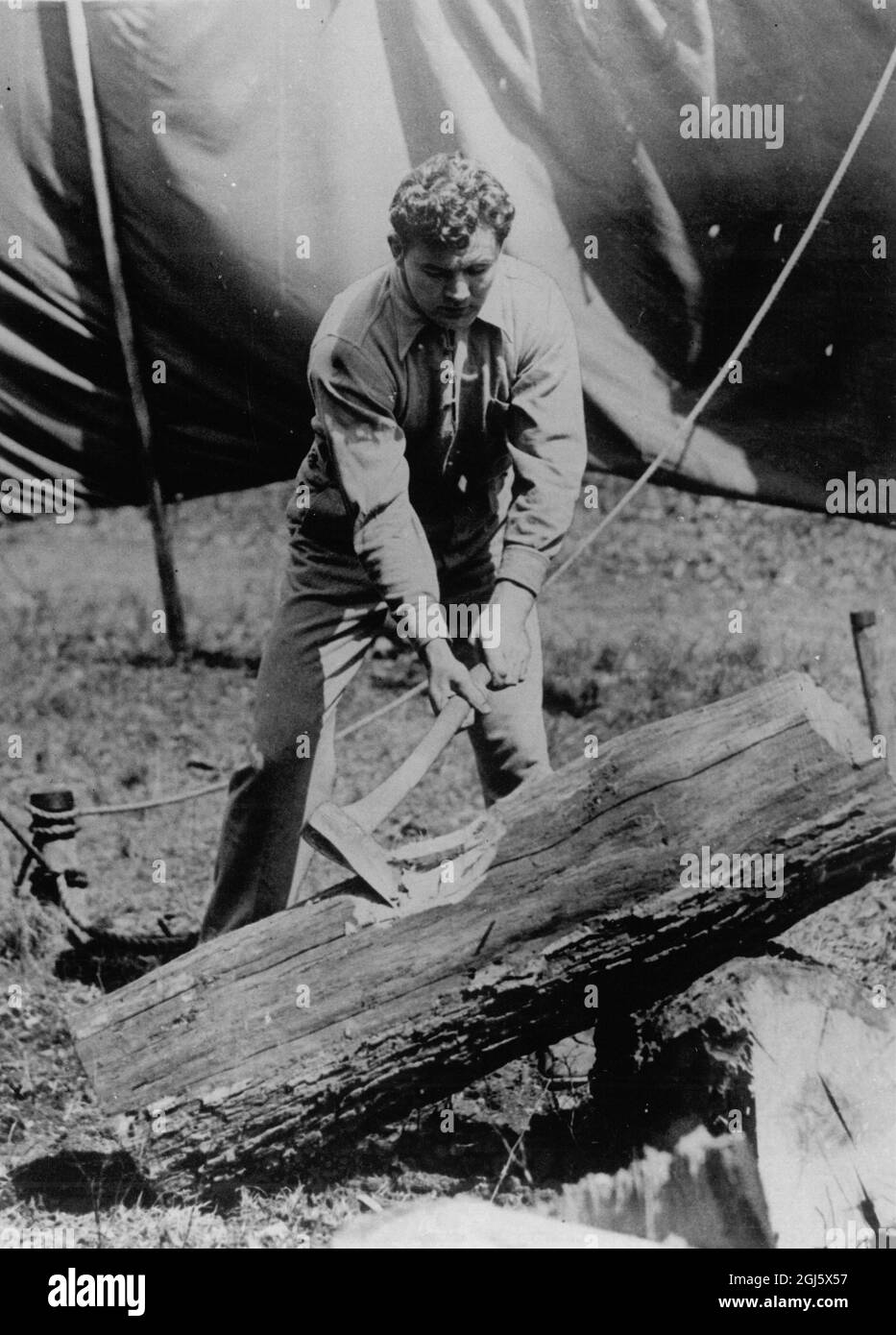 James J. Braddock , World Heavyweight boxing champion, training at ...