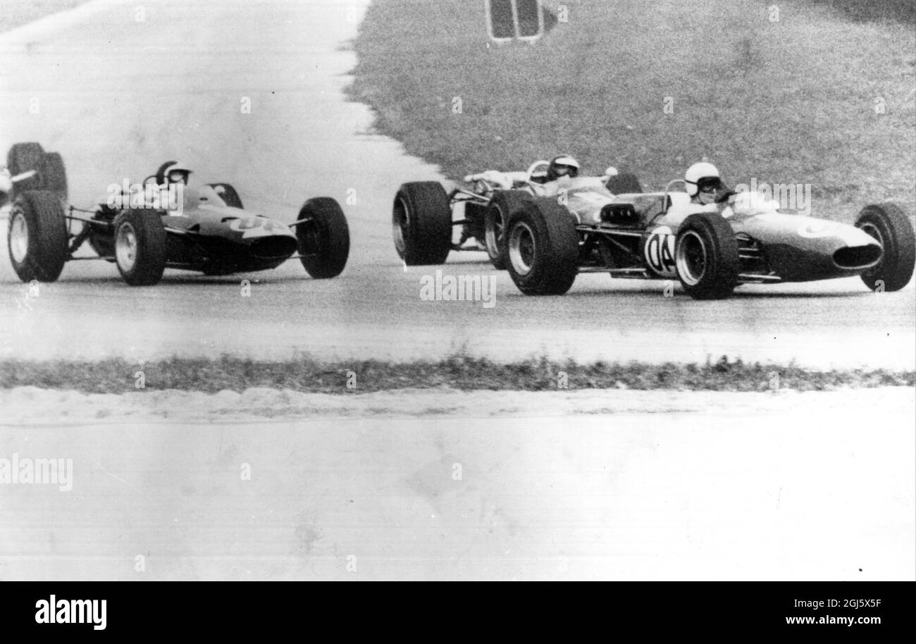 Grand prix 1966 hi-res stock photography and images - Alamy