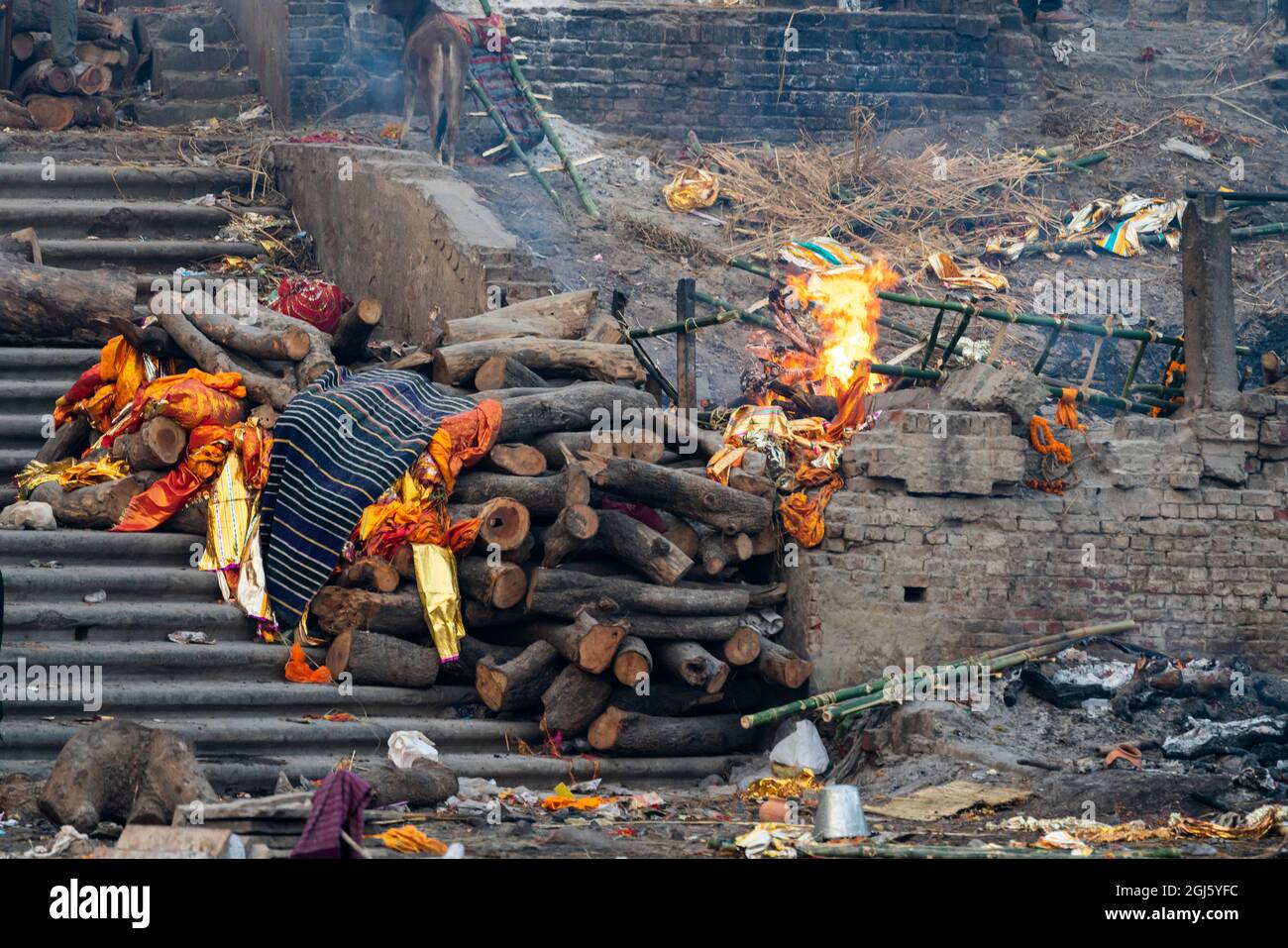 India, Uttar Pradesh, Varanasi, Ganges River. This is the main burning ...