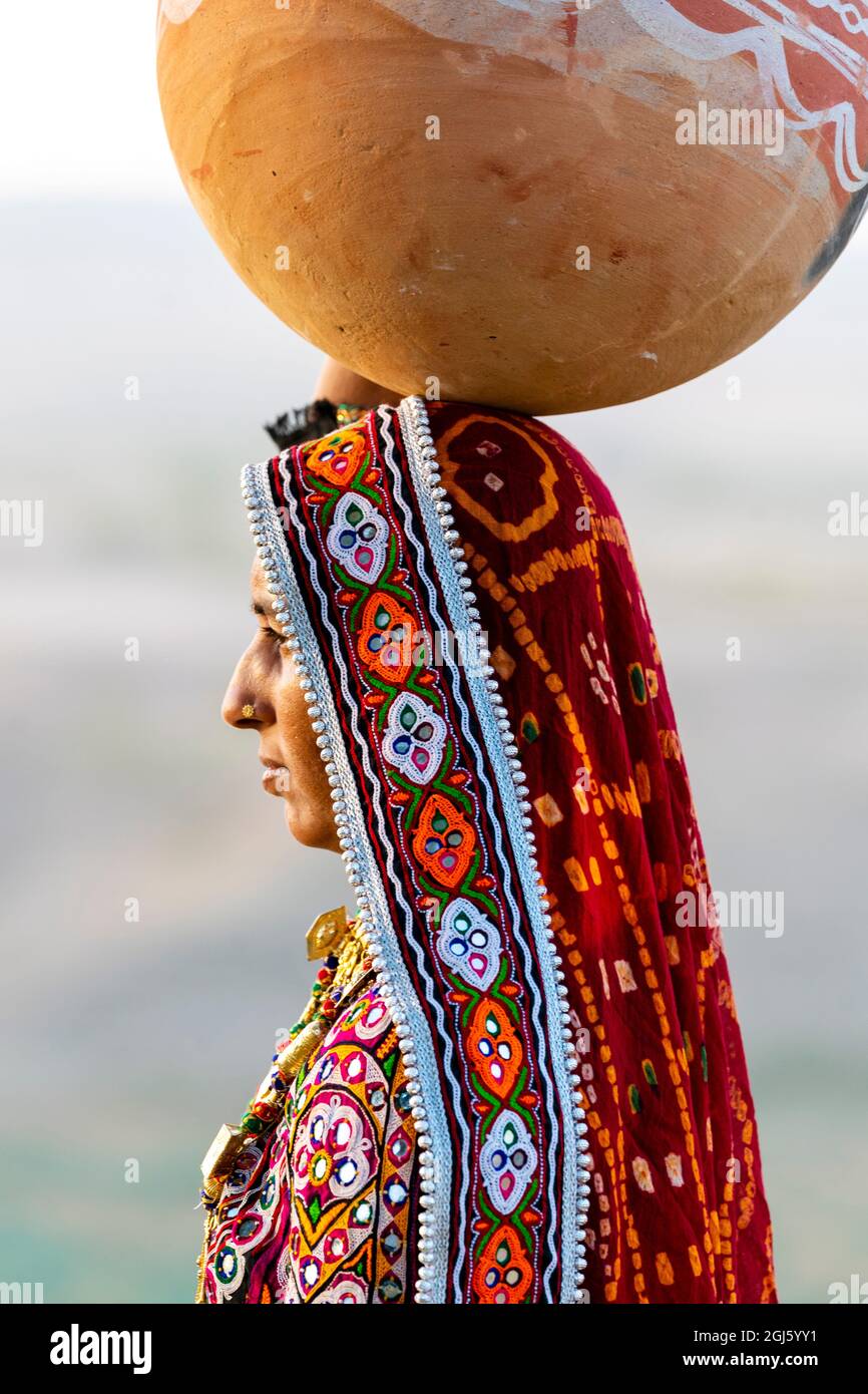 India, Gujarat, Bhuj, Great Rann of Kutch, Ahir Tribe. An Ahir woman ...
