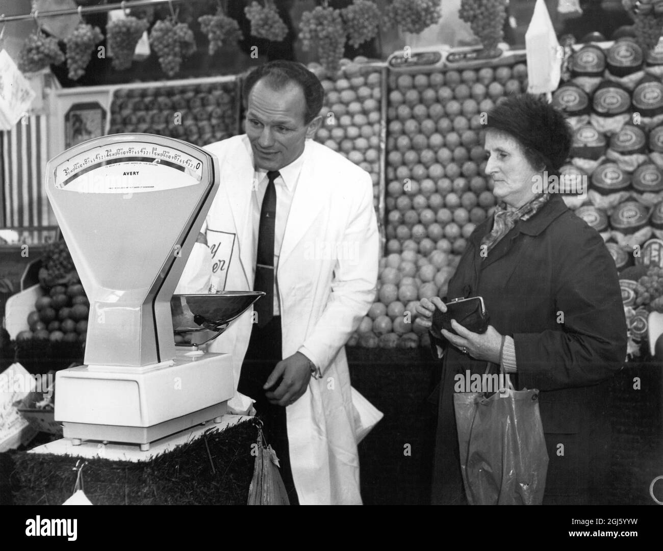 Henry cooper hi-res stock photography and images - Alamy