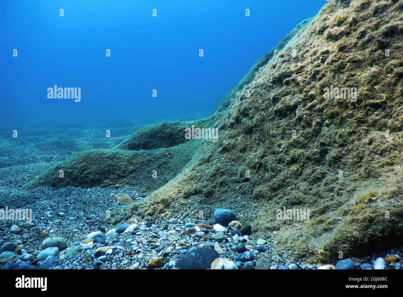 Underwater Rocks and Pebbles on the Seabed Stock Photo - Alamy