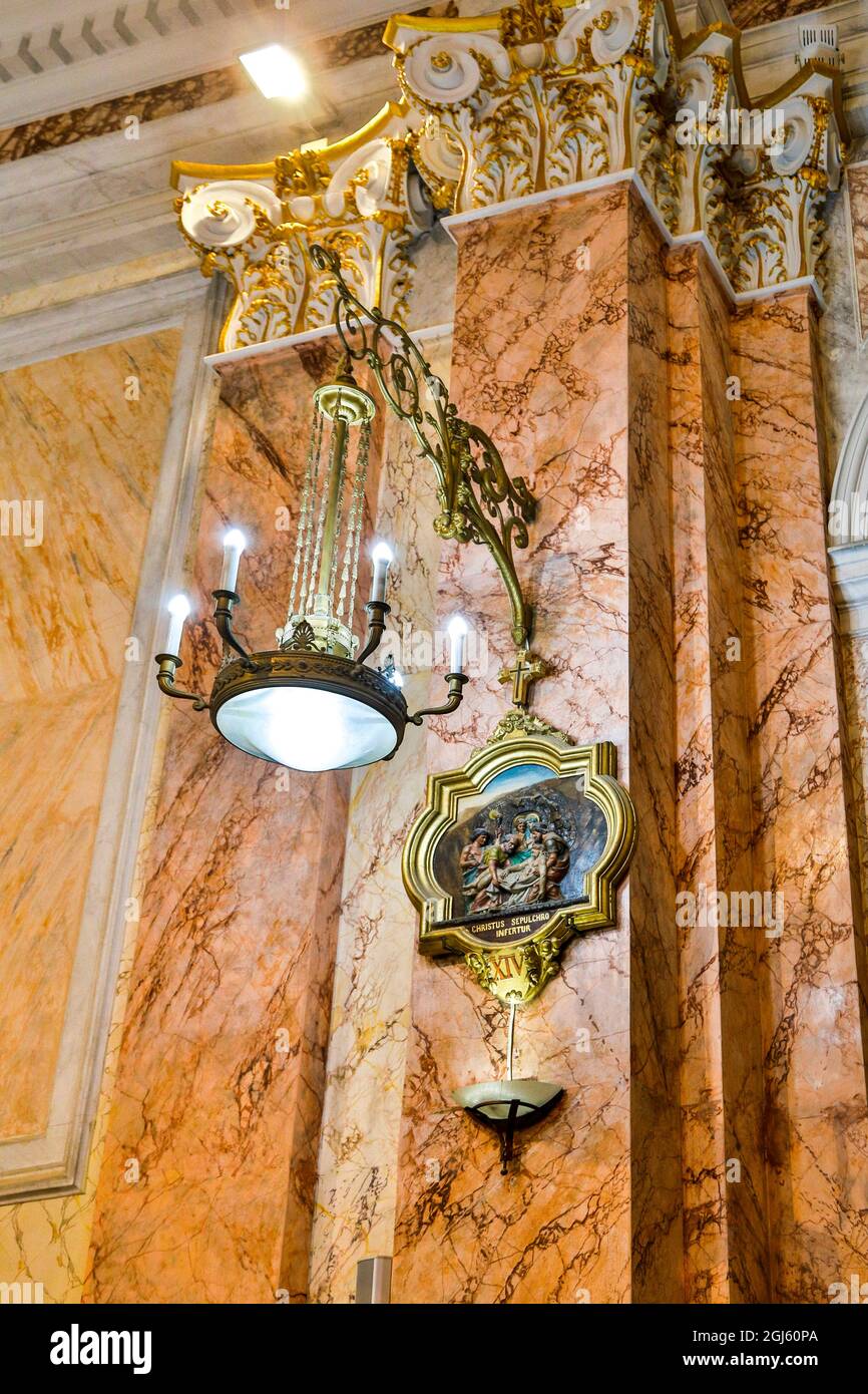 Marble stations of the cross hi-res stock photography and images - Alamy