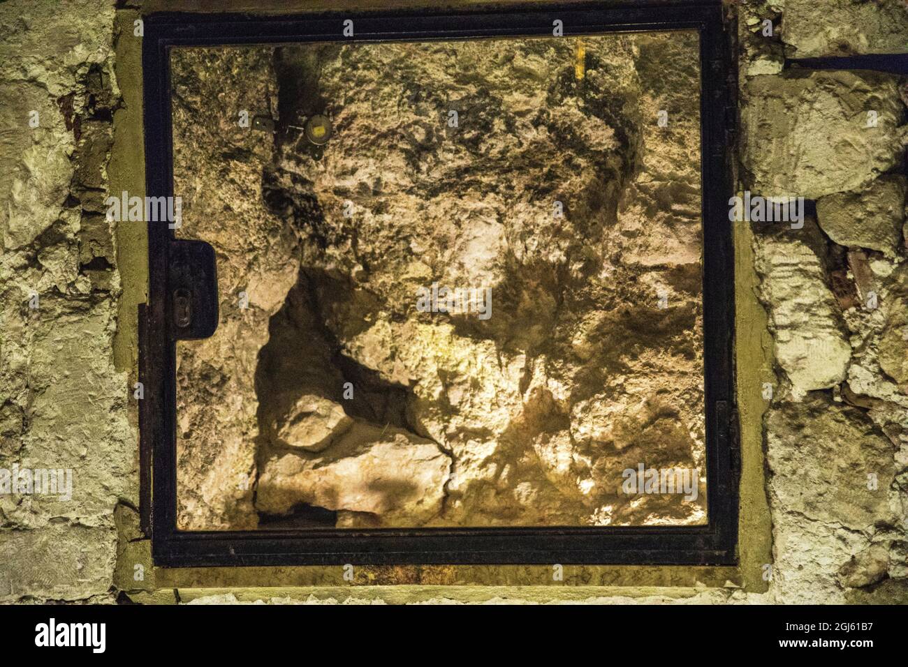 Church of the holy sepulchre golgotha hi-res stock photography and ...