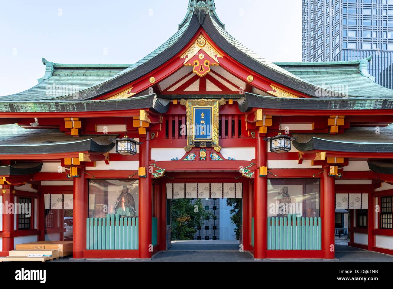 One of the side guard house entrances leading to the Hie Shrine in ...
