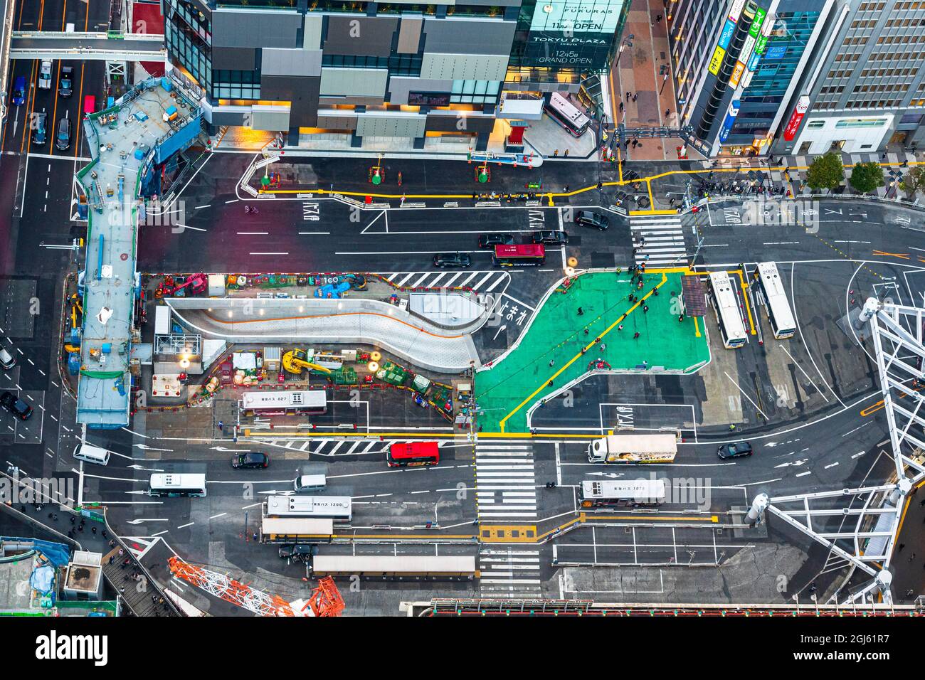 Downward view of the buildings and city life of Tokyo, Japan Stock ...