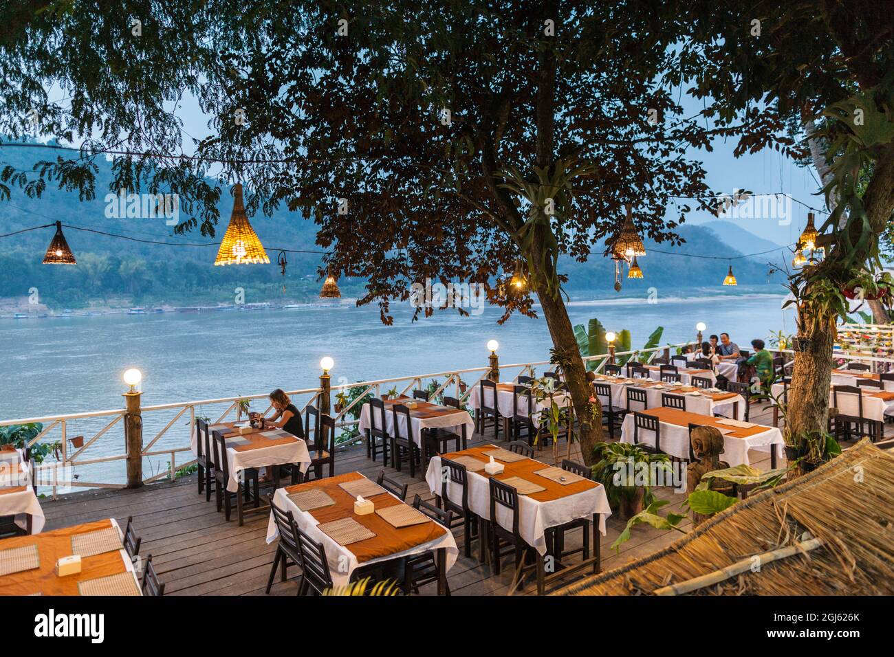 Riverside cafe asia hi-res stock photography and images - Alamy