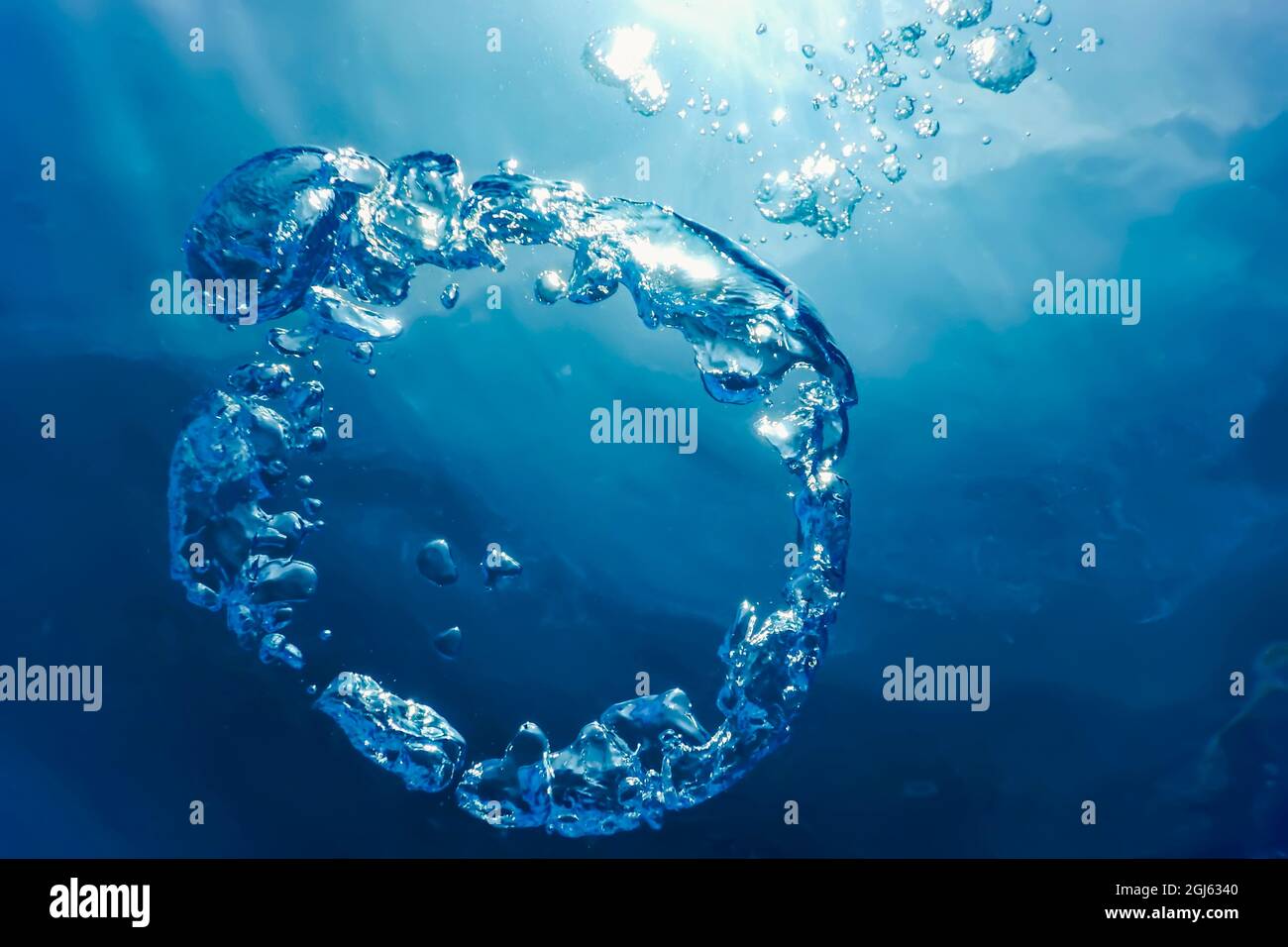 Bubble Ring Underwater, Ring Bubble Stock Photo - Alamy