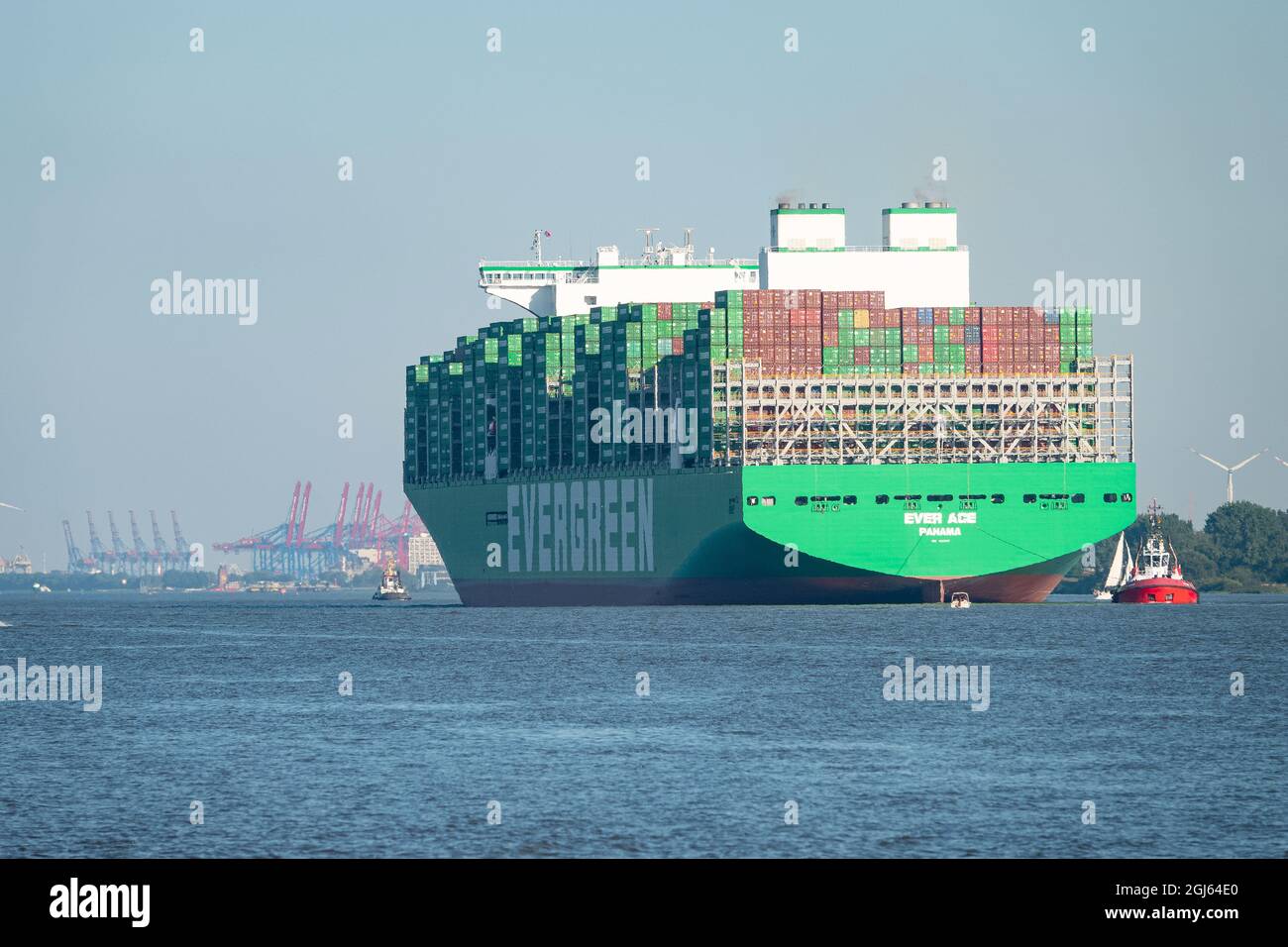 Hamburg, Germany. 08th Sep, 2021. The "Ever Ace" of the Evergreen ...
