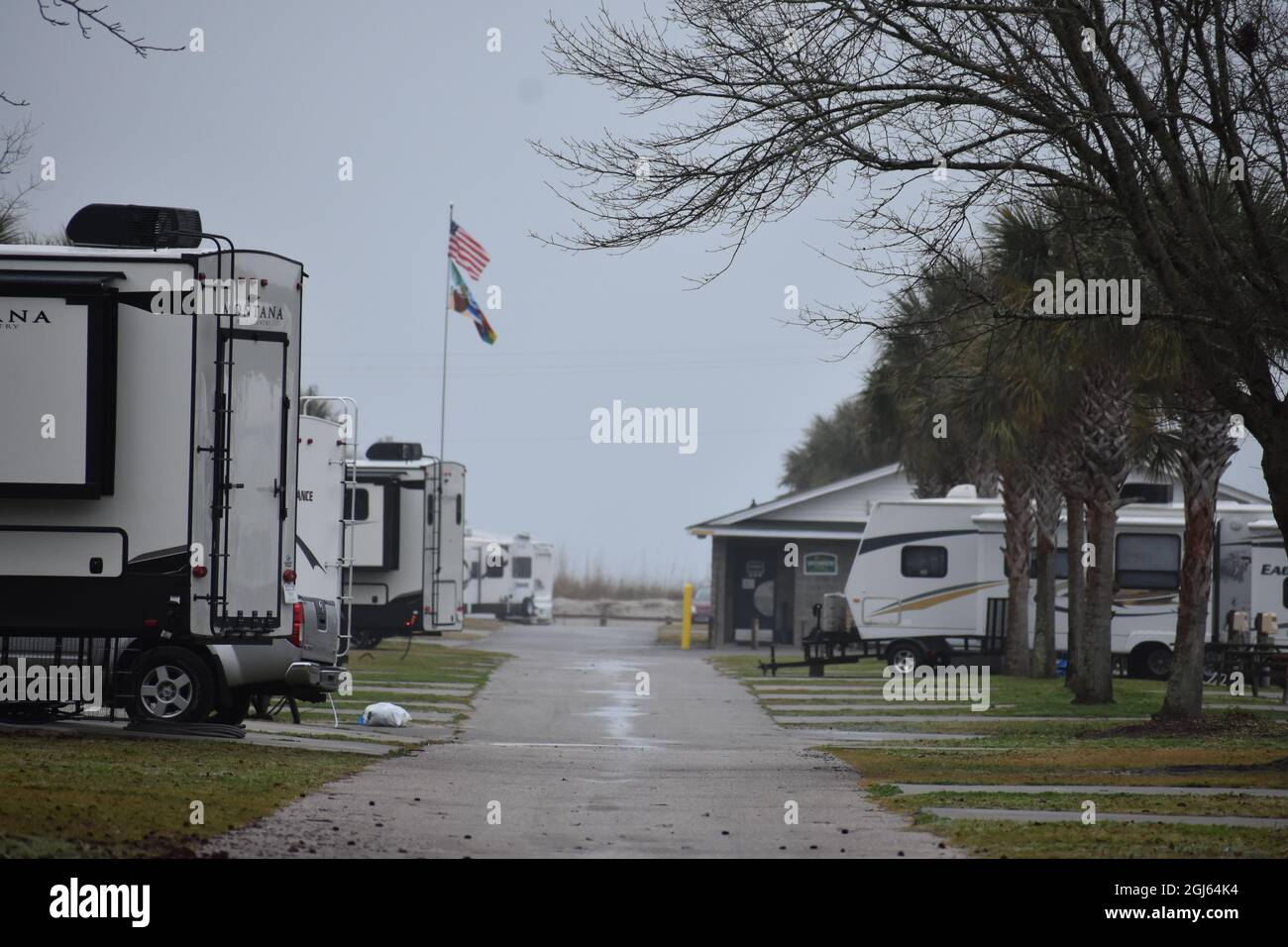 Rv campground hi-res stock photography and images - Alamy