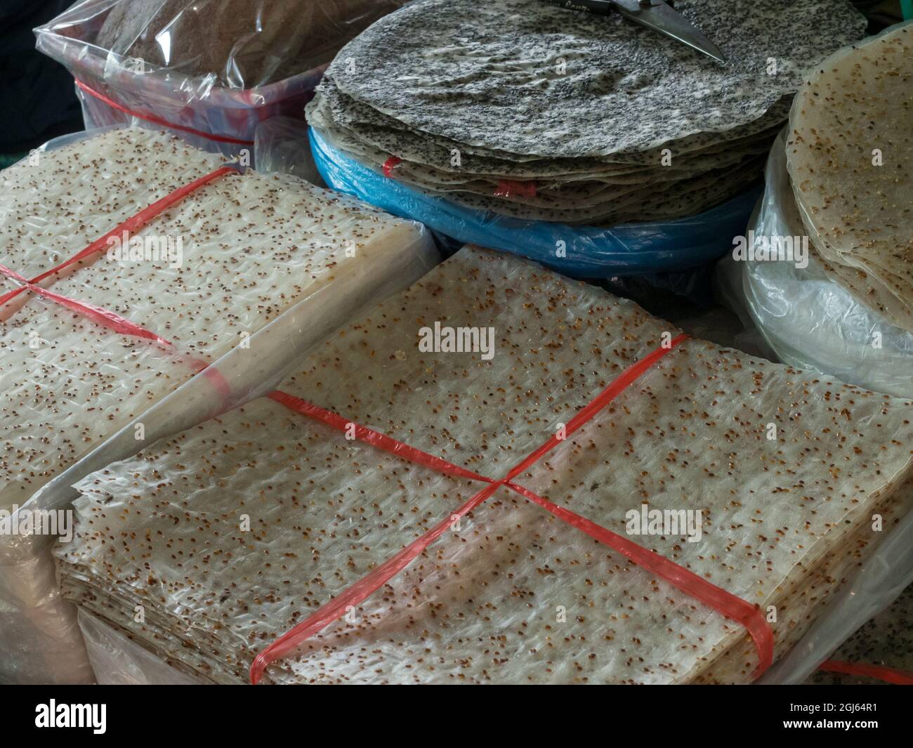 Snacks images hi-res stock photography and images - Alamy