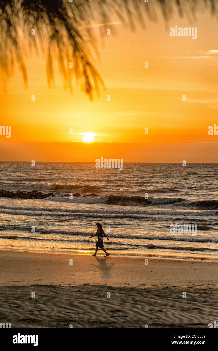 Sunrise. Mui Ne Beach Resort. Central Vietnam Stock Photo - Alamy