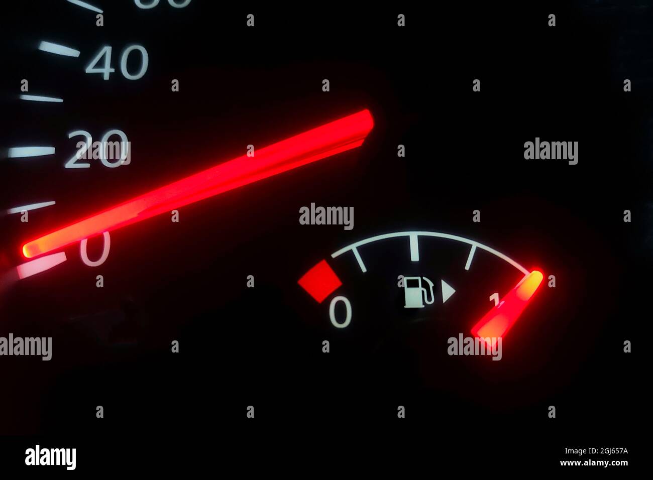 Fuel gas petrol gauge inflation hi-res stock photography and images - Alamy