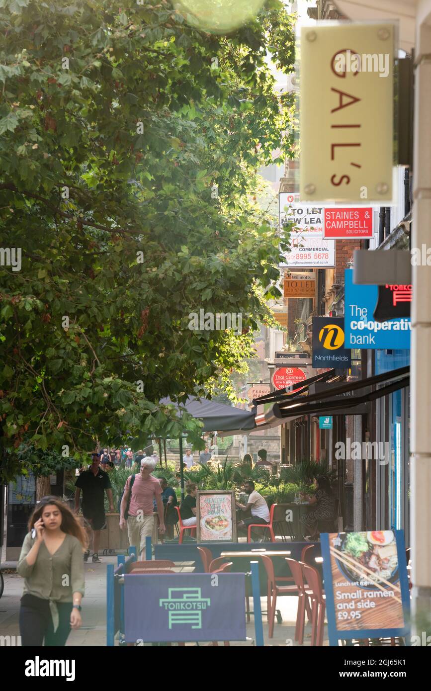 Dickens yard ealing hi-res stock photography and images - Alamy
