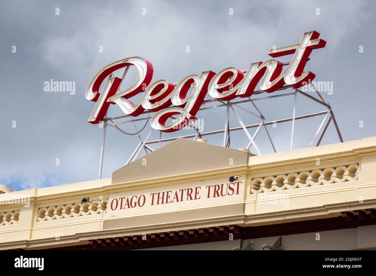 The Regent Theatre Sign In The Octagon Central Plaza Dunedin New ...