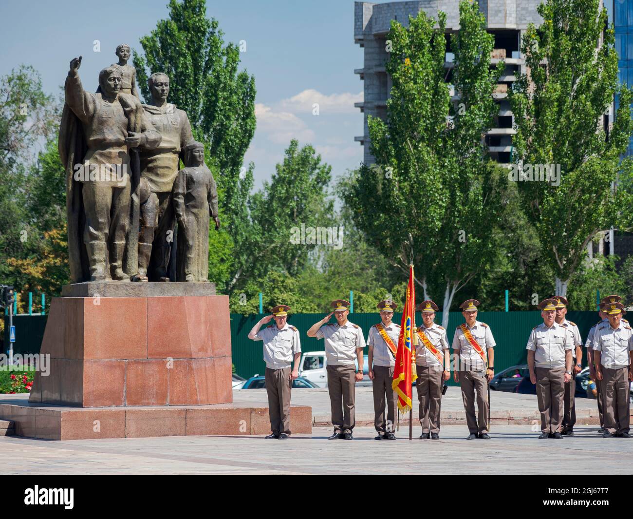The victory square and the big memorial commemorating the great ...
