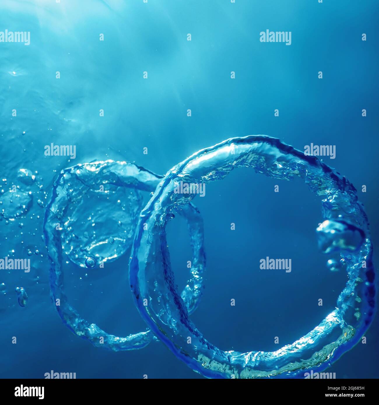 Bubble Ring Underwater, Ring Bubble Stock Photo - Alamy