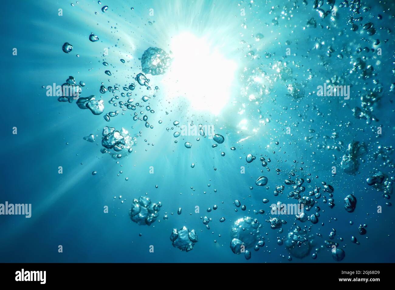 Underwater Air Bubbles with Sunlight. Underwater Background Air Bubbles ...