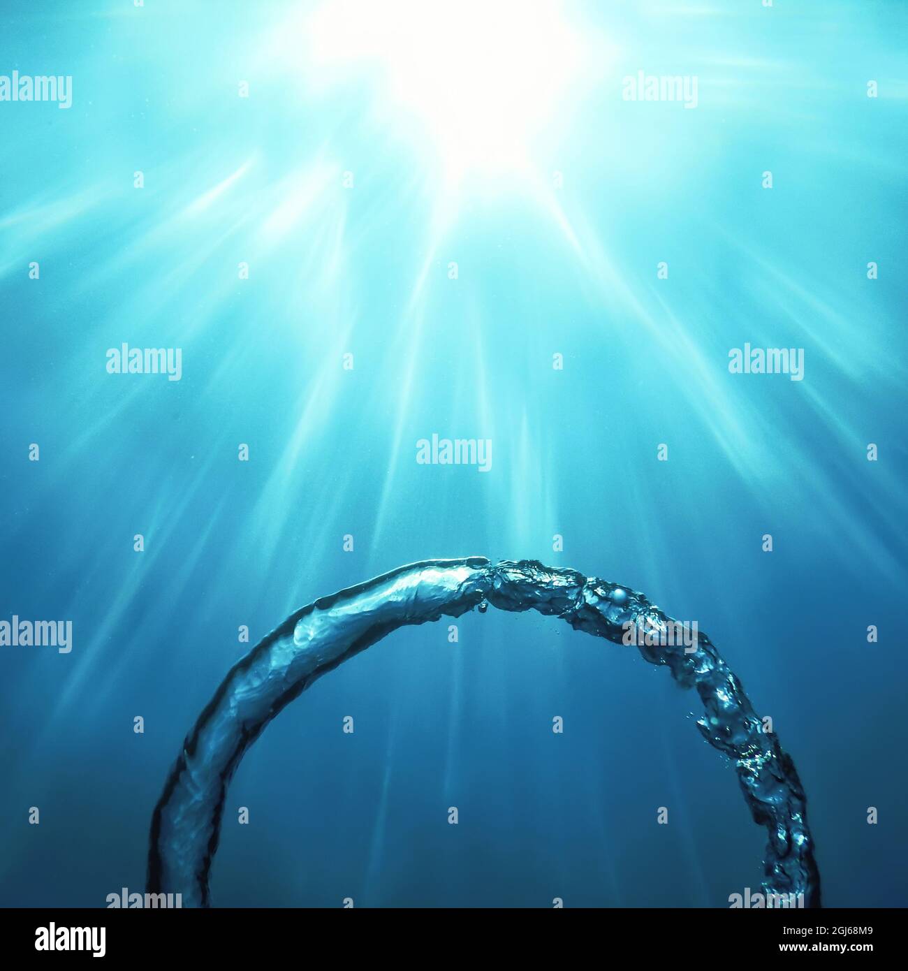 Underwater bubble ring ascends hi-res stock photography and images - Alamy