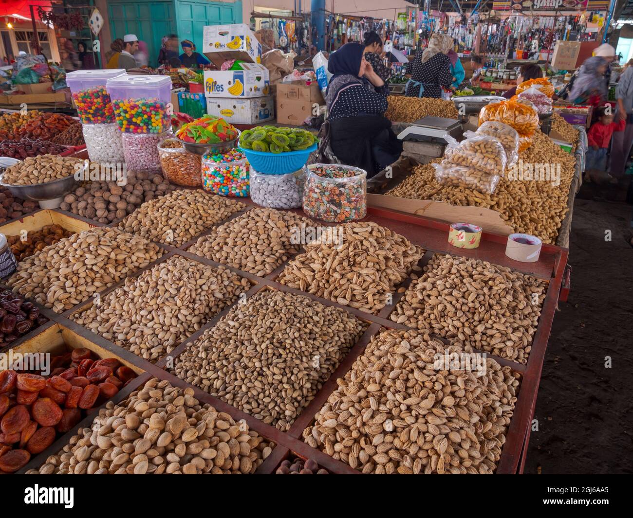 The traditional Bazaar. City Uzgen (Oesgoen, Usgen) close to the border ...