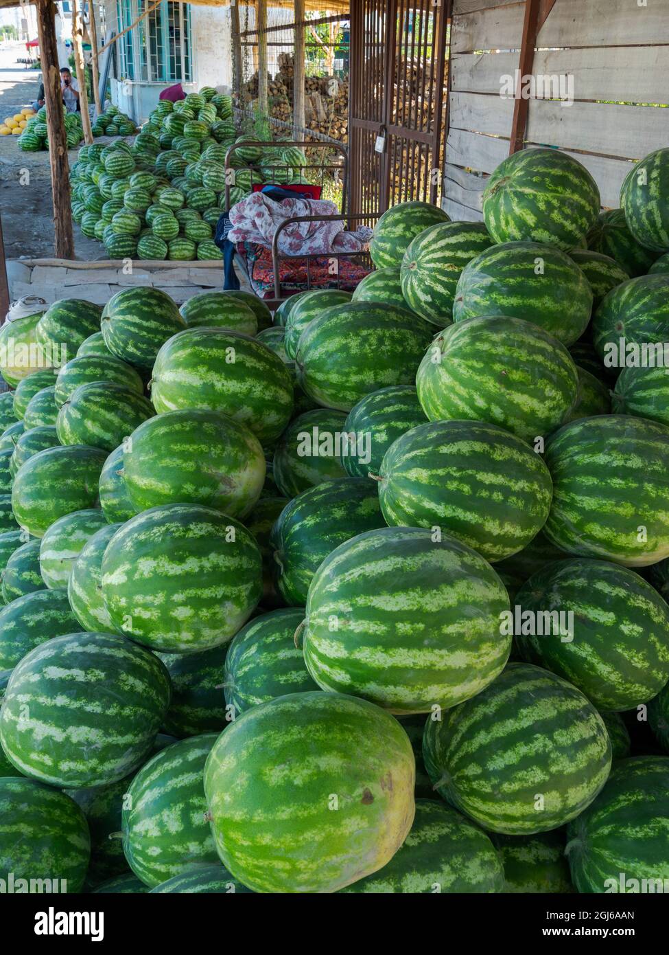 Uzbekistan fergana melon hi-res stock photography and images - Alamy