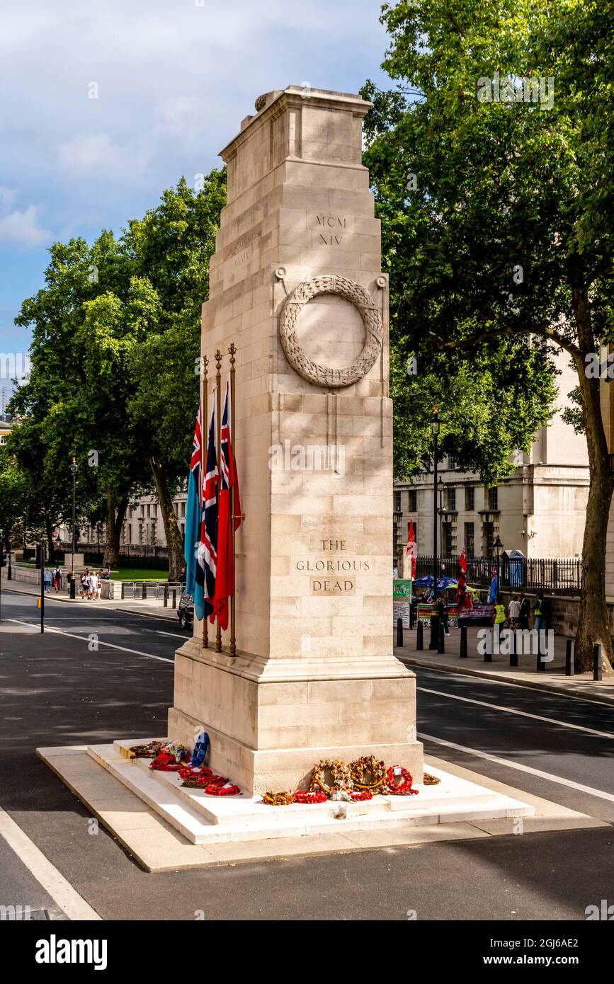 The Cenotaph War Memorial, Whitehall, London, UK Stock Photo - Alamy