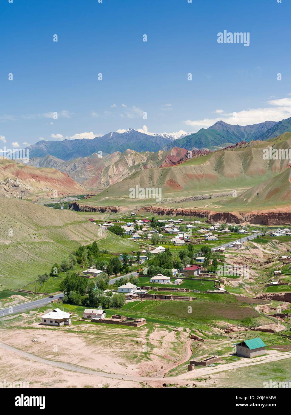 Mountain range tian shan hi-res stock photography and images - Alamy