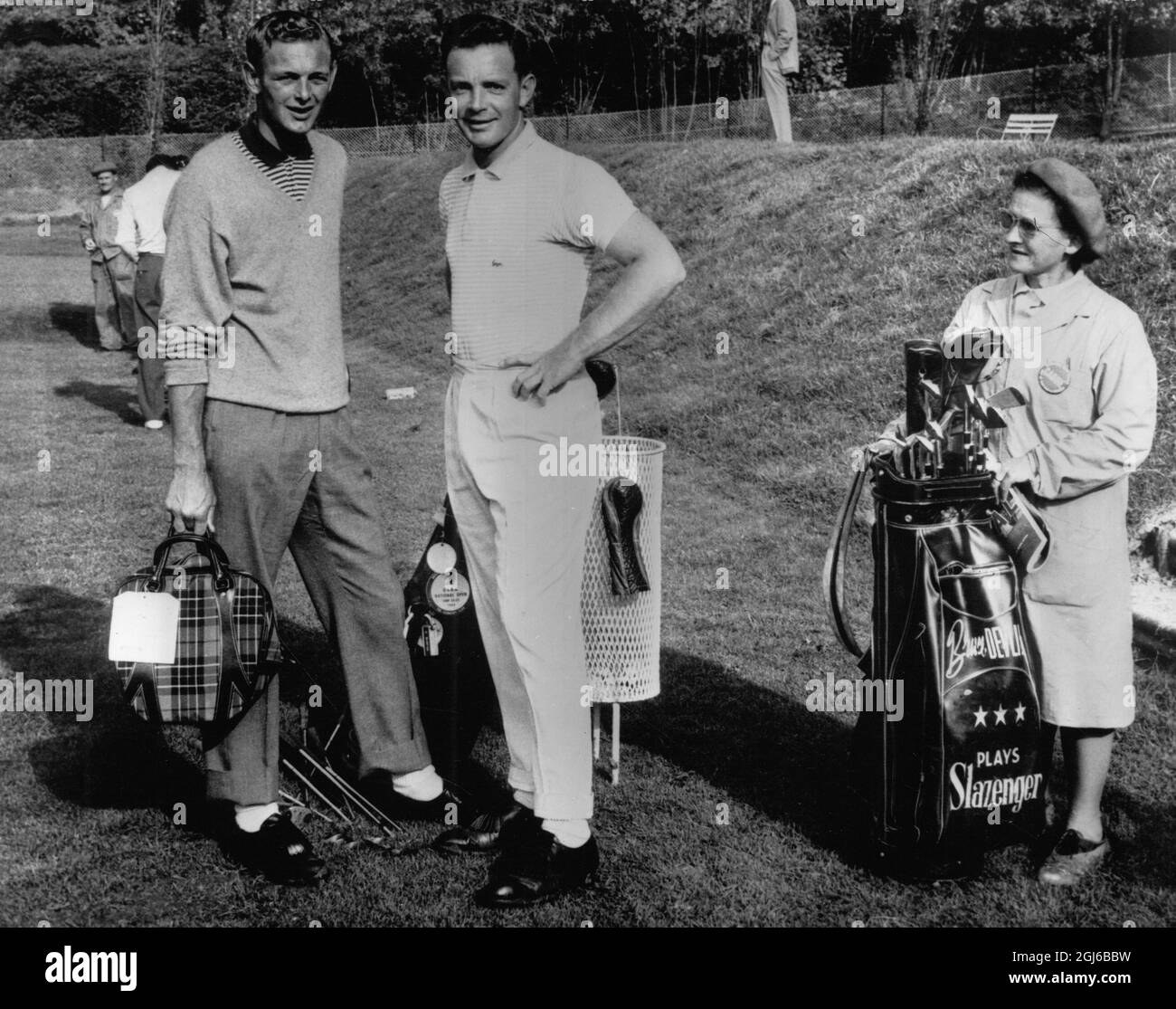 Bruce Devlin and Bruce Crampton (left) Australian golfers in the Canada ...